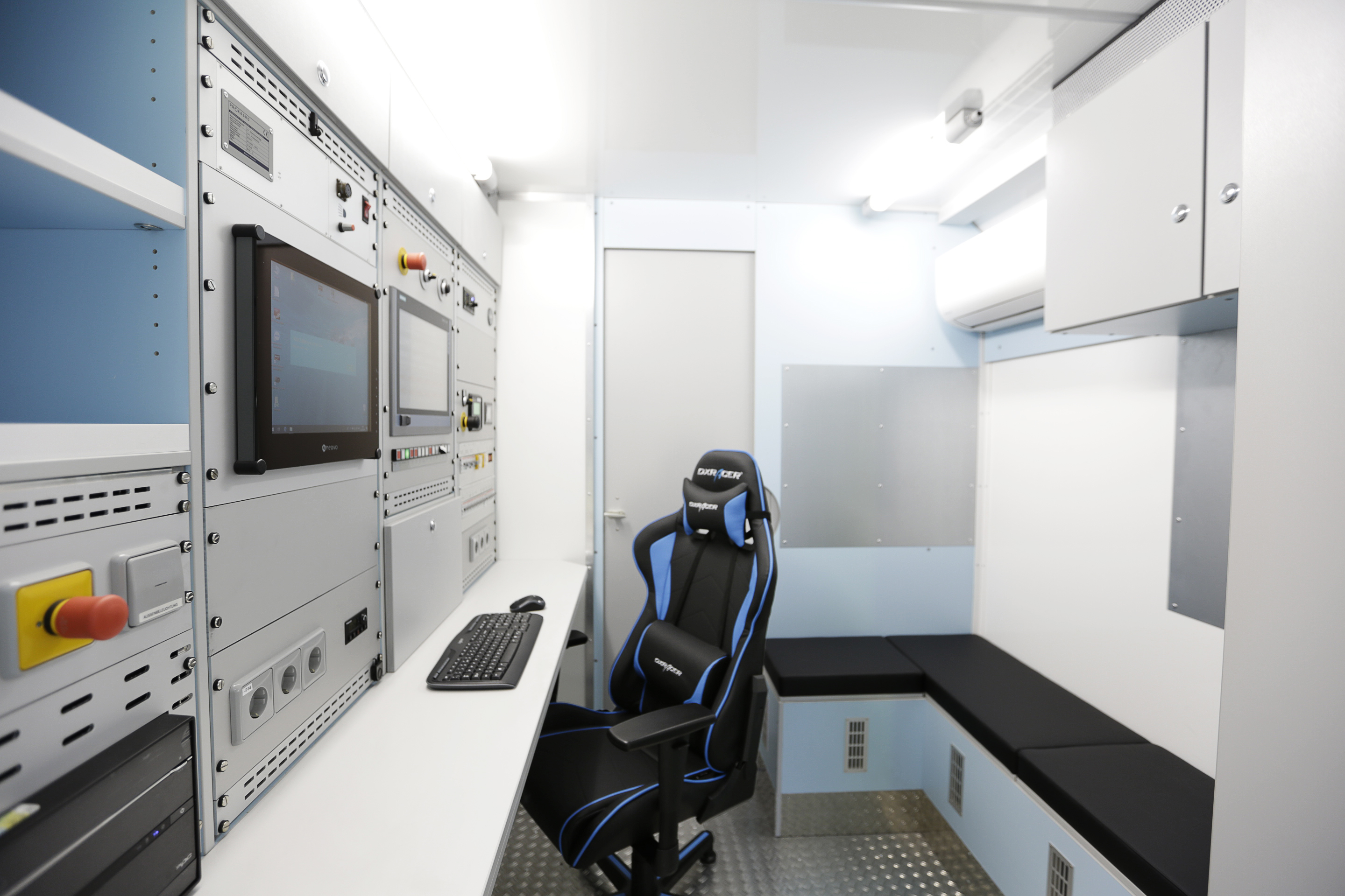 14-18 t EXPERT 2.0 Ausbau zum Sanierfahrzeug für KASRO UV-Technologie